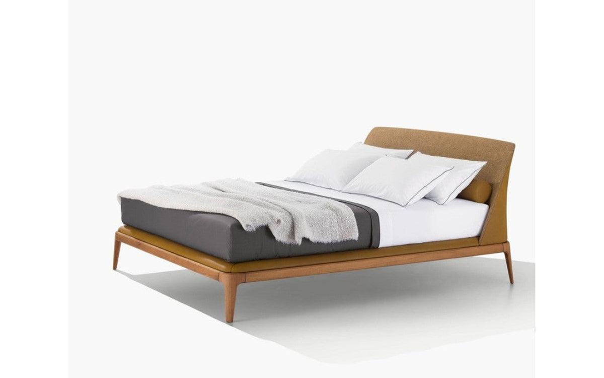 Kelly Bed by Poliform | Furnivita