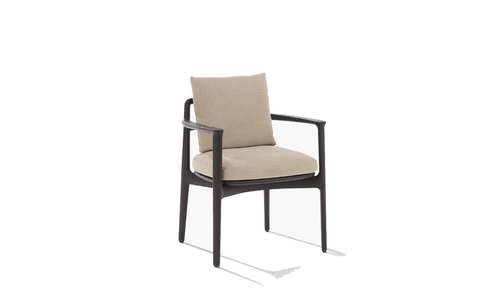 Magnolia Chair by Poliform | Furnivita