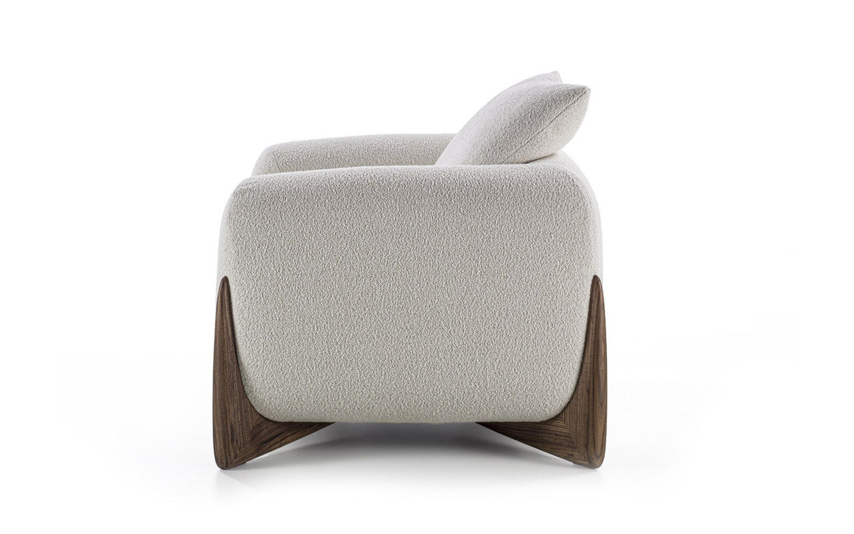 Softbay Armchair by Porada | Furnivita