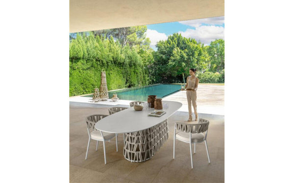 Swipe Dining Table by Talenti | Furnivita