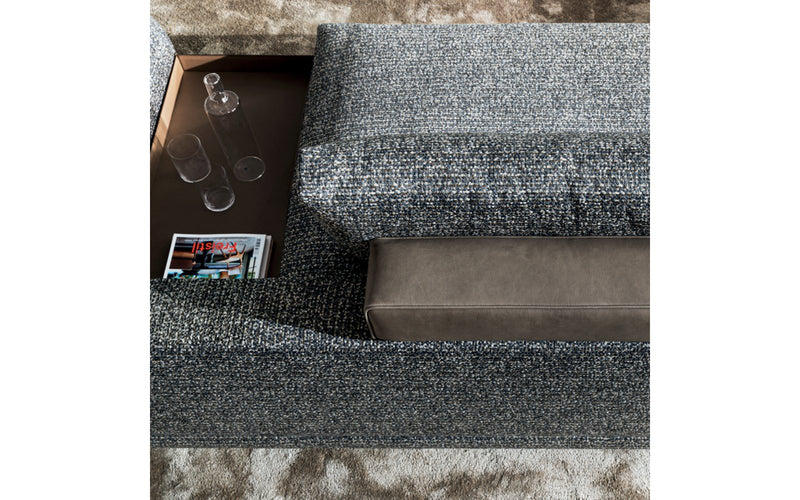 Octave Modular Sofa by Molteni | Furnivita