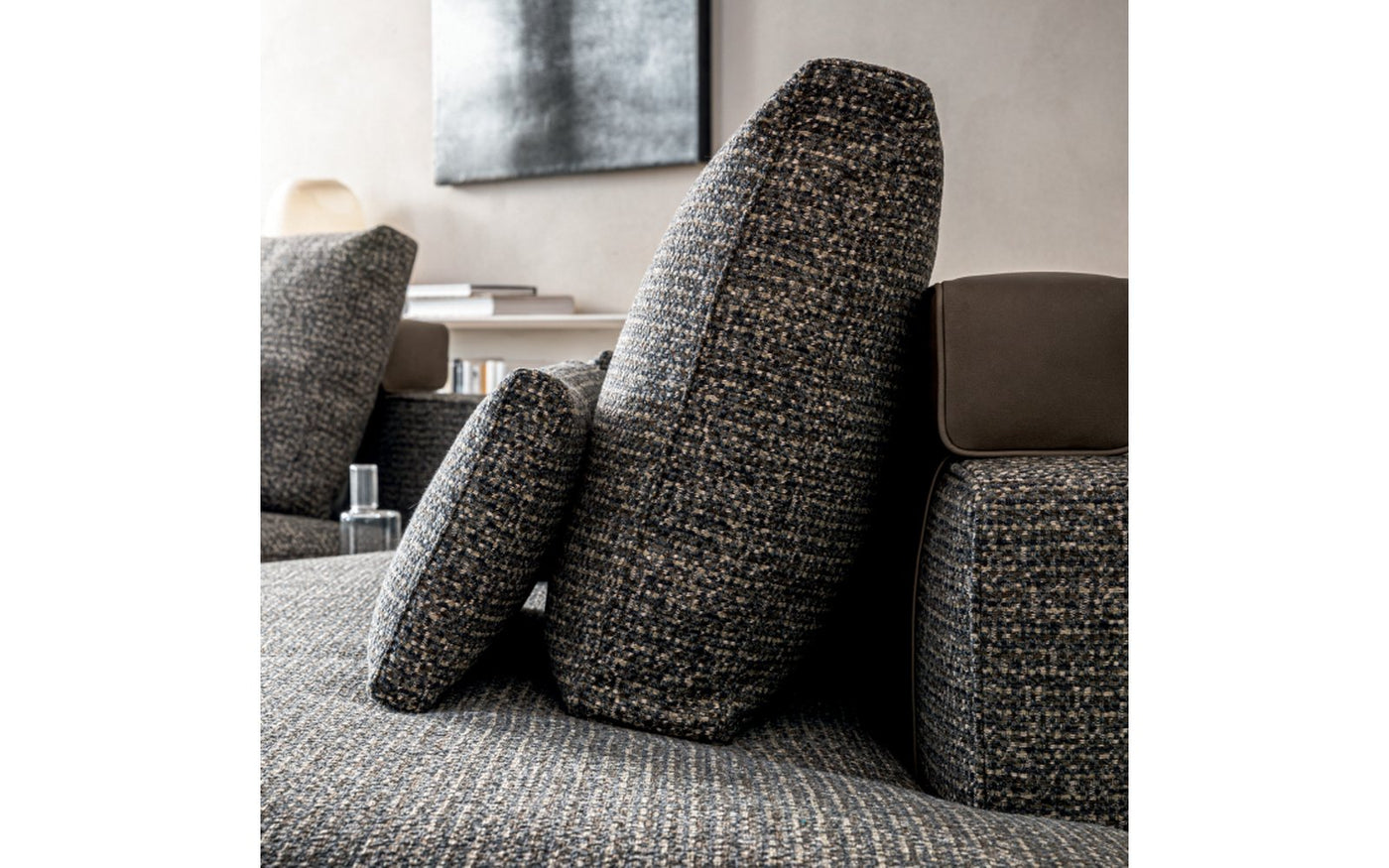 Octave Modular Sofa by Molteni | Furnivita